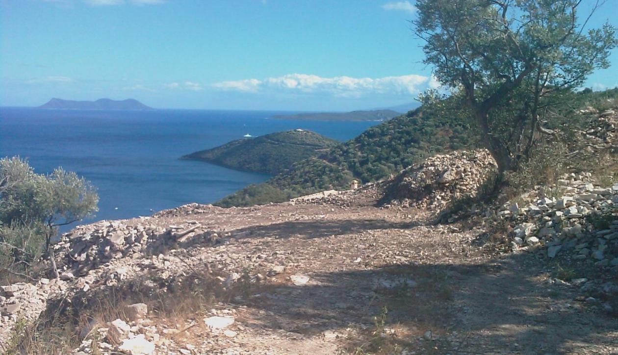 Private plot nested on Mikros Gialos bay | Kentriki Real Estate ... Private plot nested on Mikros Gialos bay | Kentriki Real Estate ...